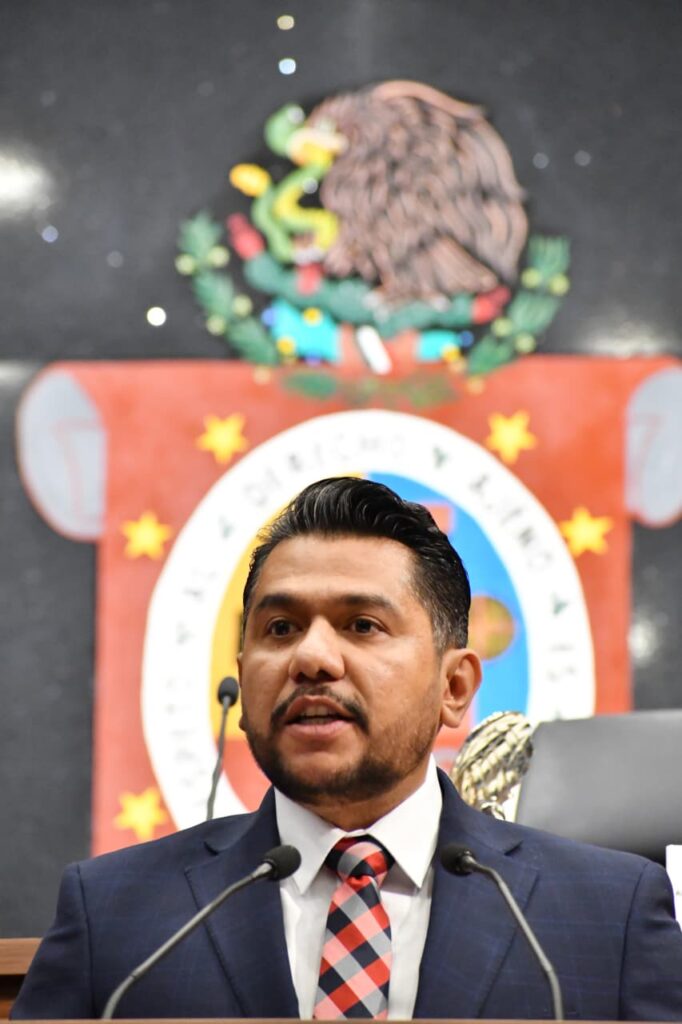 Presenta titular de la Secretaría de Infraestructuras y Comunicaciones ...